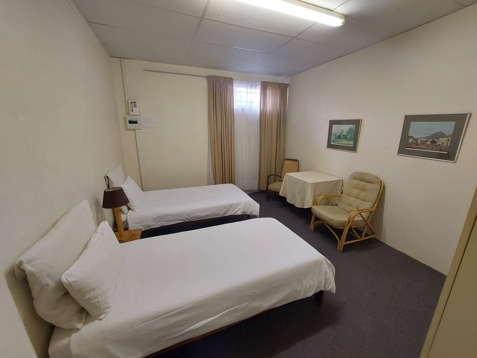 Caledon Court - Graaff-Reinet Tourism