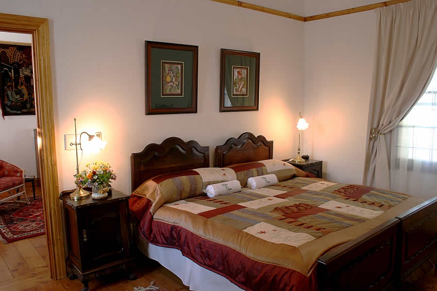 Thyme & Again Bed and Breakfast - Graaff-Reinet Tourism